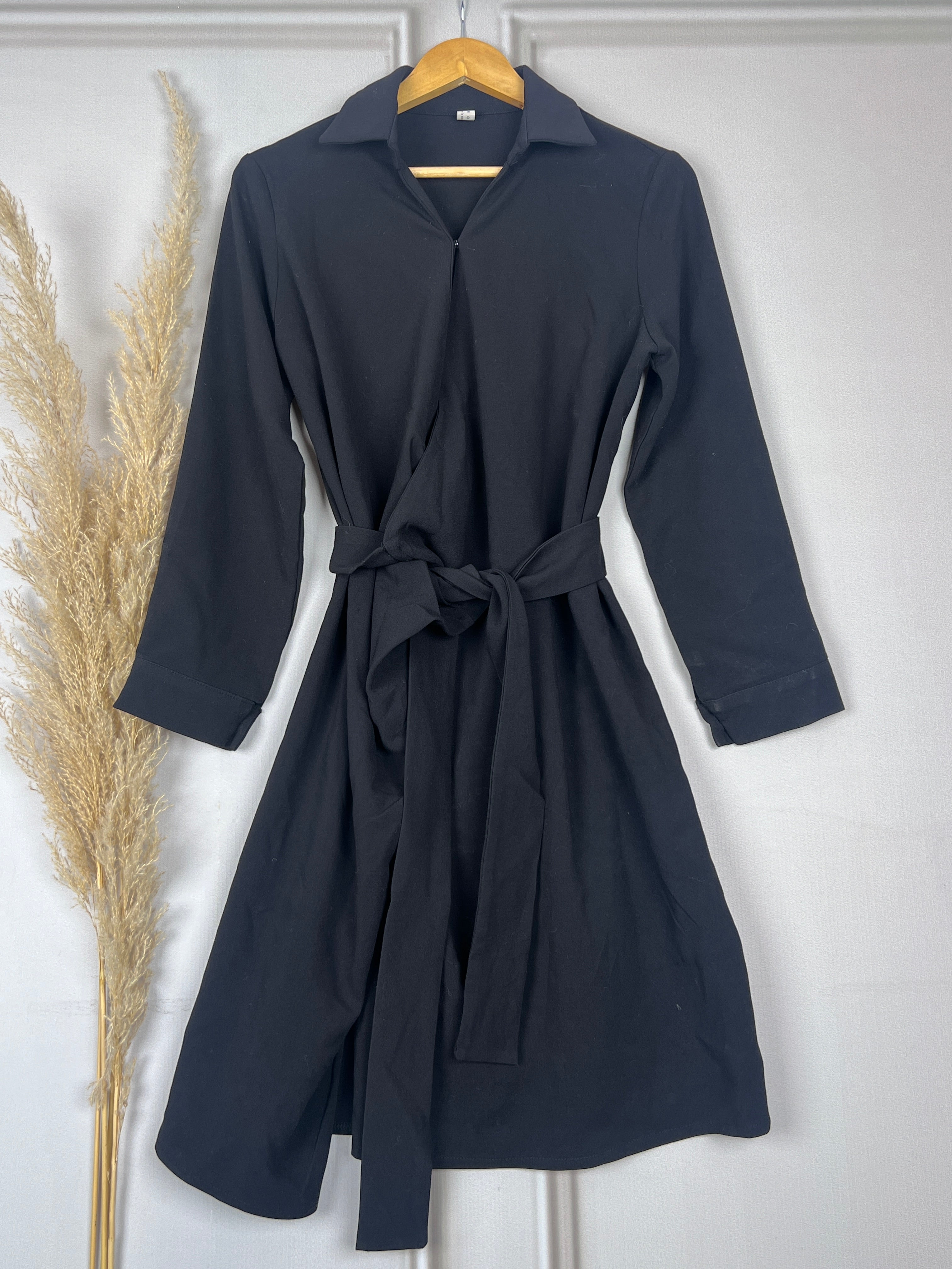 Classic Hooked-Buttoned Black Trench Coat – Wevidh